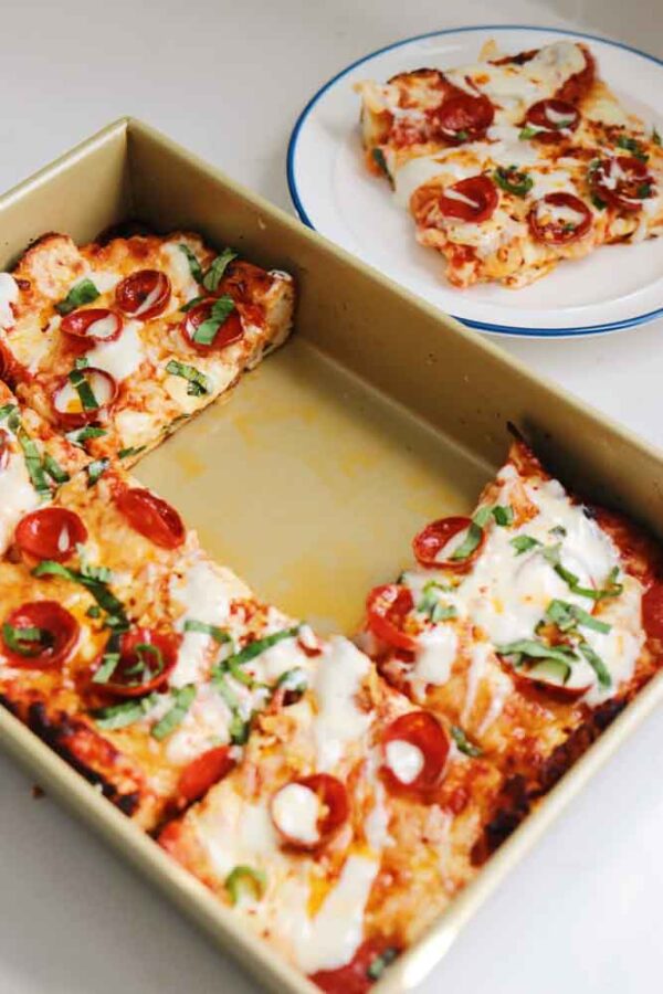 Detroit Style Pepperoni Pizza Pie - Grilled Cheese Social