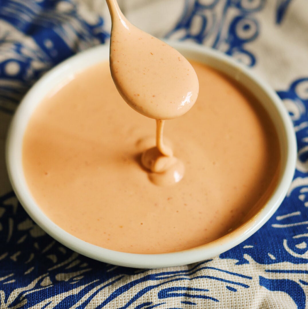 How to Make the Best Spicy Mayo Sauce Recipe for Sushi - Grilled Cheese ...