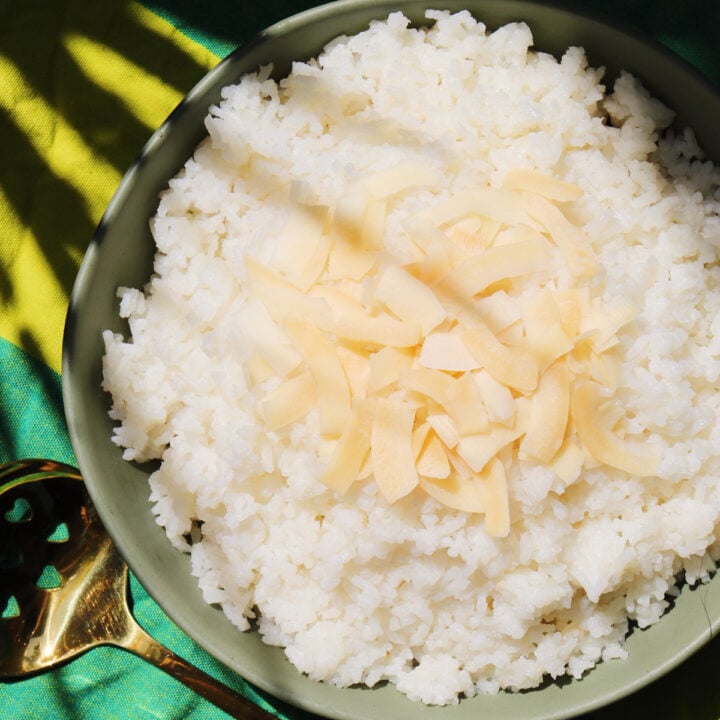 Easy Coconut Rice Recipe (Made In The Rice Cooker) - Grilled Cheese Social