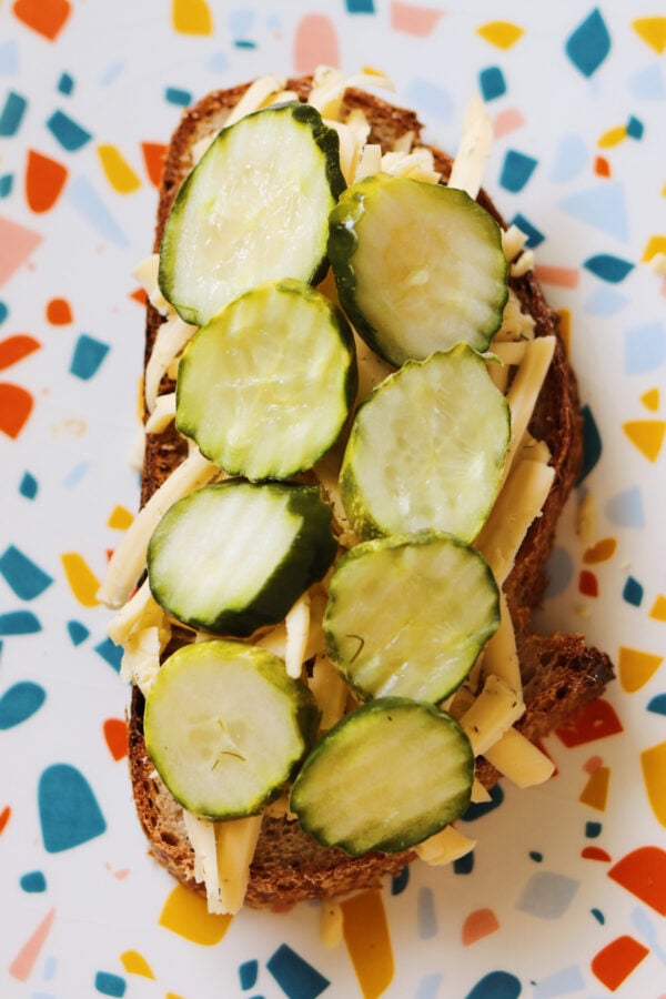The Perfect Dill Pickle Grilled Cheese Sandwich Recipe - Grilled Cheese ...