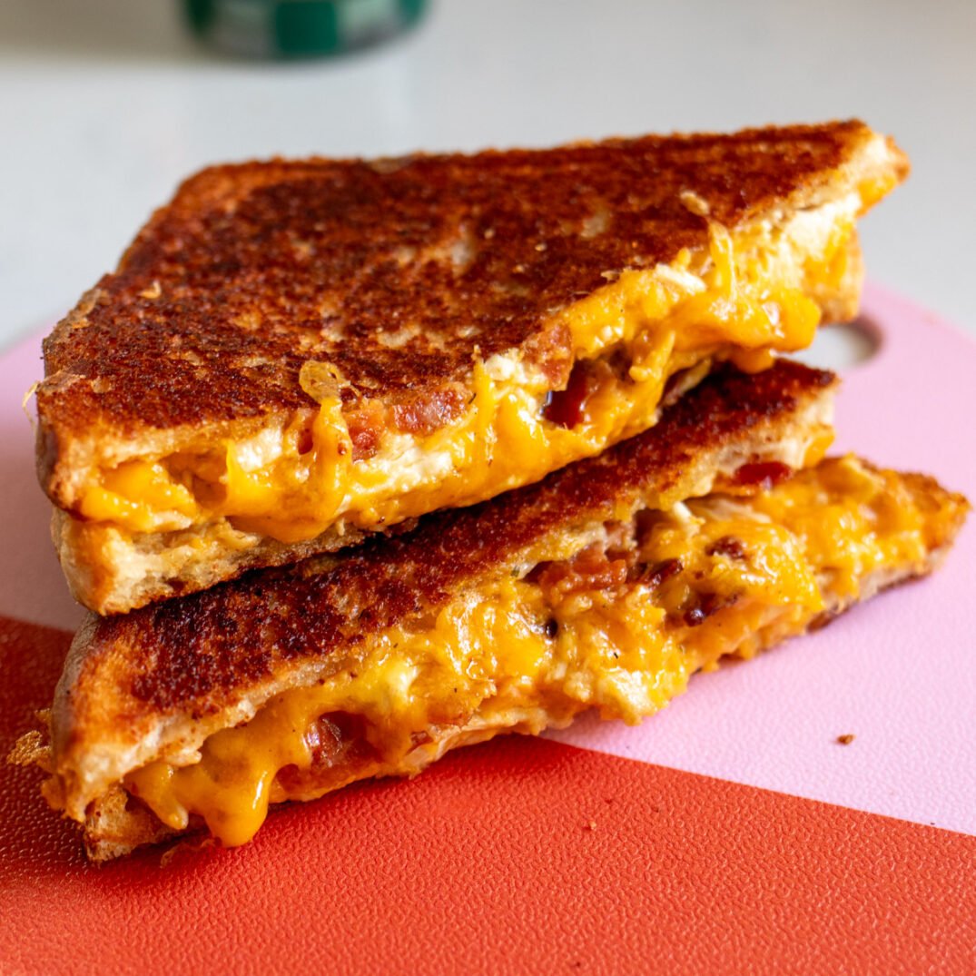 The Perfect Dill Pickle Grilled Cheese Sandwich Recipe - Grilled Cheese ...