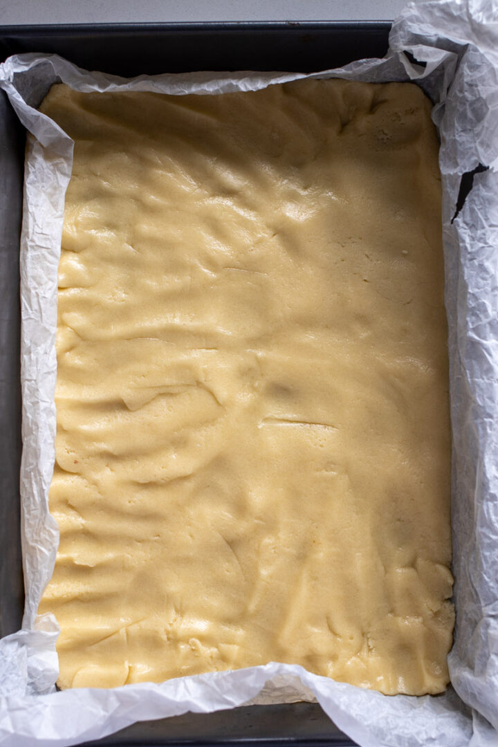 Pistachio Cream Gooey Butter Cake - Grilled Cheese Social